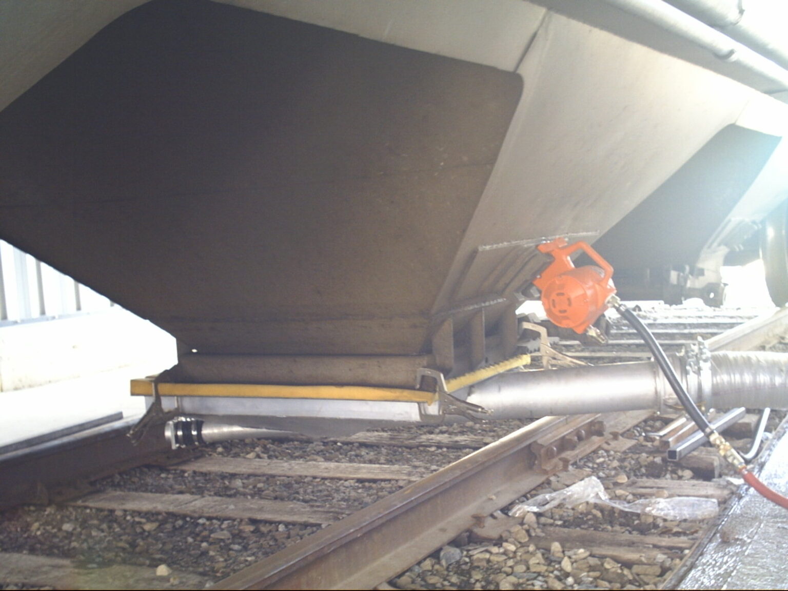 USS Pneumatic Railcar Adapter Pan - US Systems