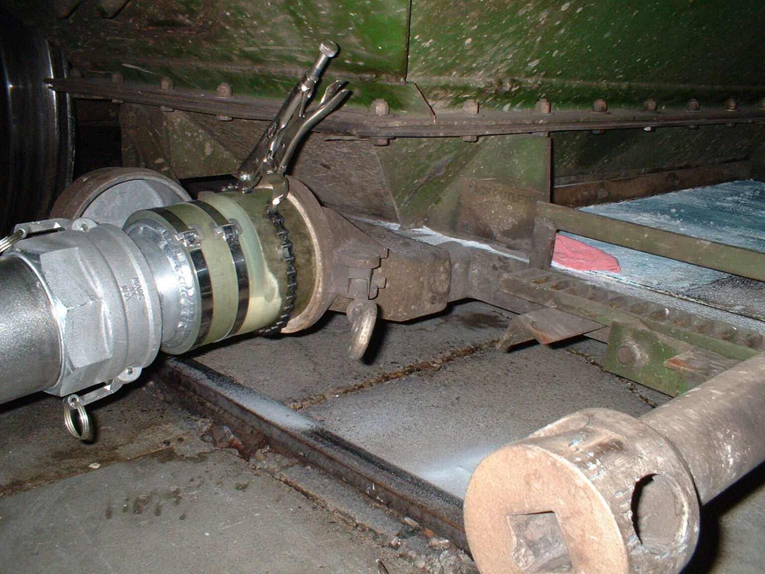 Urethane Railcar Unloading Adapter | US Systems